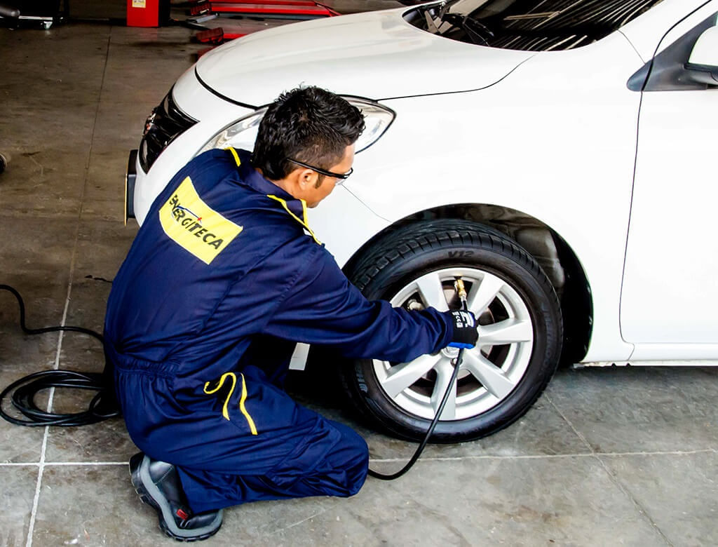 2 Llantas Hankook PR04 RF10 205/70 R15T + Energicombo - Energiteca